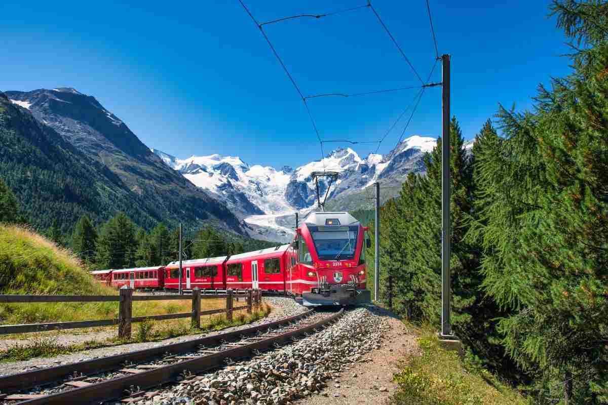 Viaggio epico in Valtellina, il treno panoramico più bello d’Europa ti ...